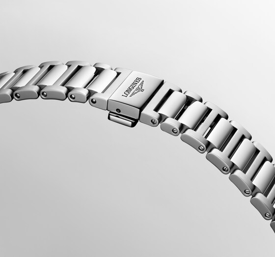 CONQUEST CHRONOGRAPH | Ø 42.00 mm, Silver Matt With Green Counters | L3 ...