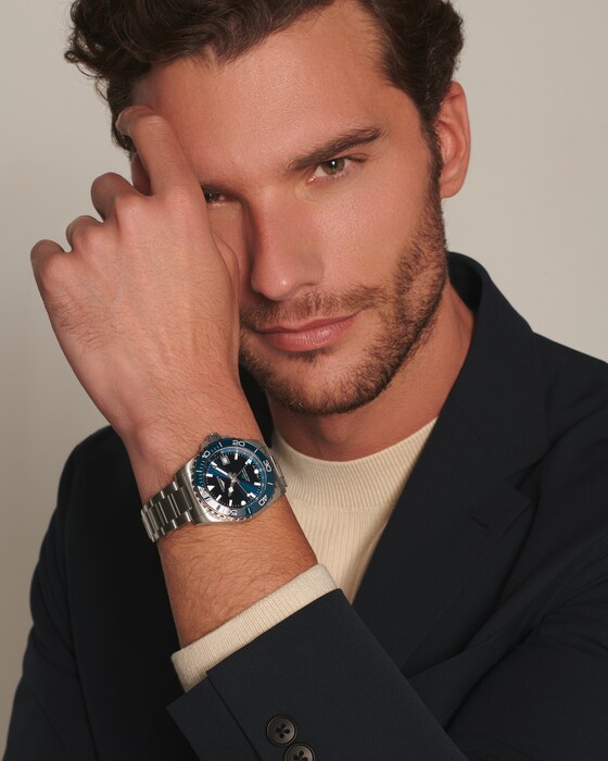 HYDROCONQUEST GMT Automatic, Stainless Steel And Ceramic Bezel, Sunray ...