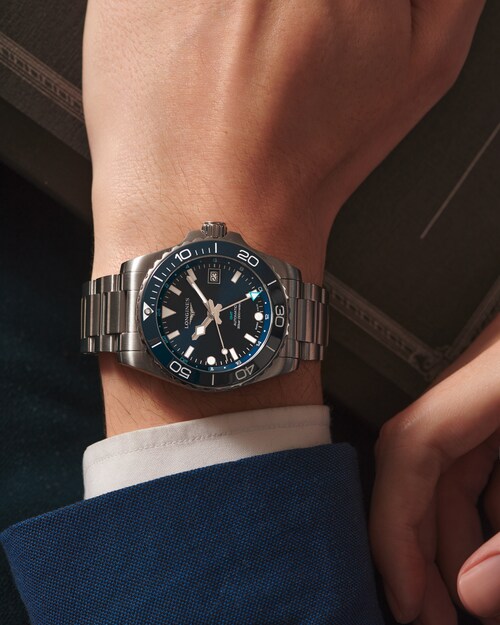 HYDROCONQUEST GMT | Ø 41.00 mm, Sunray Blue | L3.790.4.96.6 | LONGINES US
