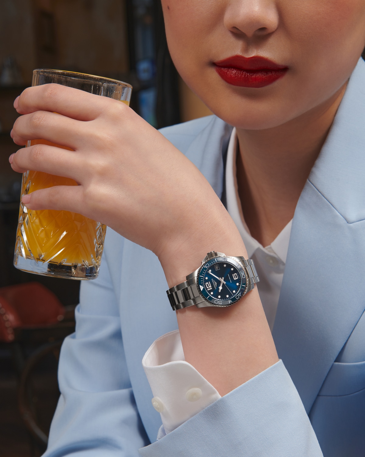 Hydroconquest 쿼츠 스테인리스 스틸 및 세라믹 선레이 블루 다이얼과 브레이슬릿 Longines Kr