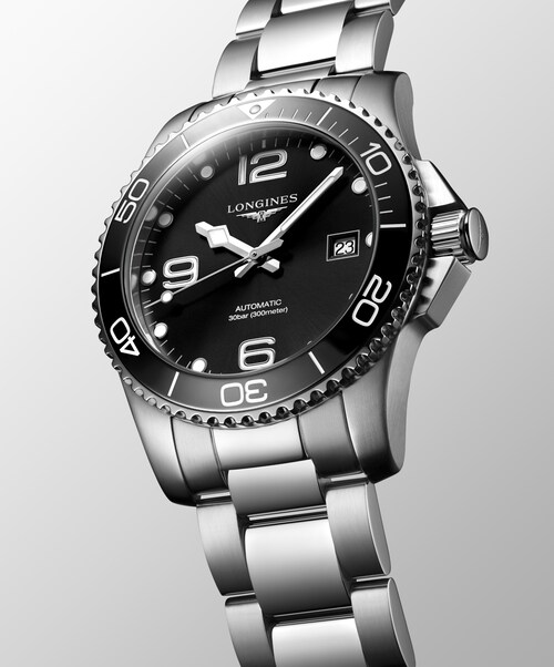 Hydroconquest Automatic watch 41mm, Sunray black L37814566 | Longines US