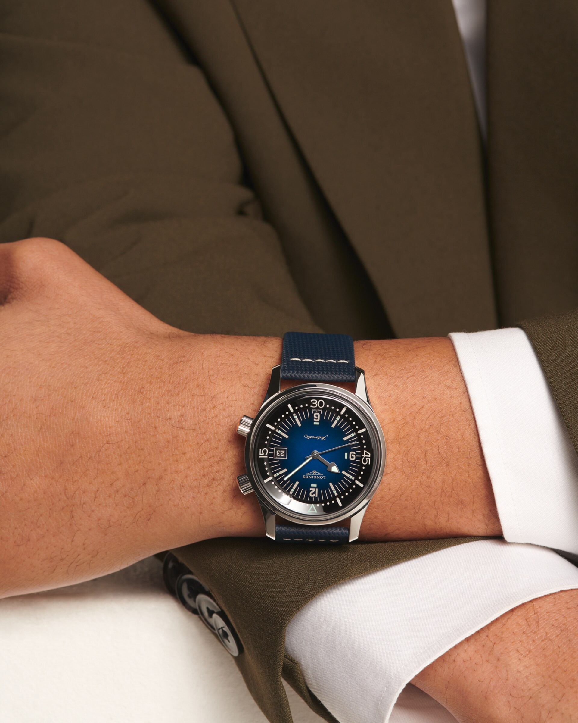 LONGINES LEGEND DIVER | Ø 42.00 mm, Blue | L3.774.4.90.2 | LONGINES US