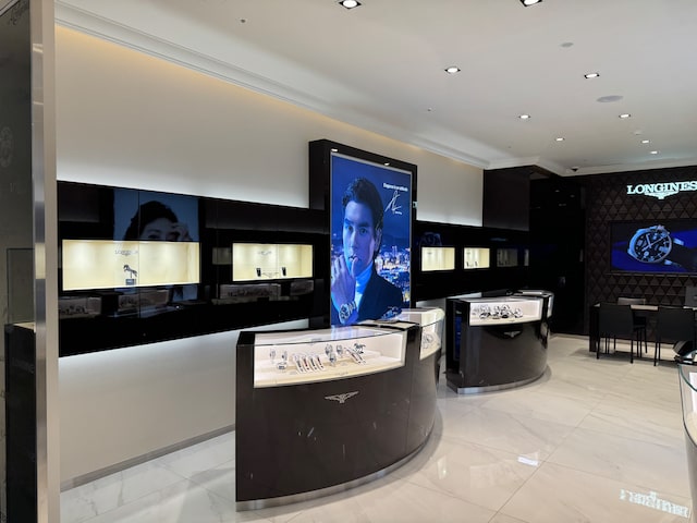 Longines Boutique in JEJU, 2F, Lotte Duty Free Jeju, 83, Doryeong-ro ...